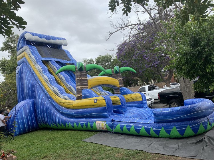 22' Tropical Water Slide - Highfive Jumpers stanton CA